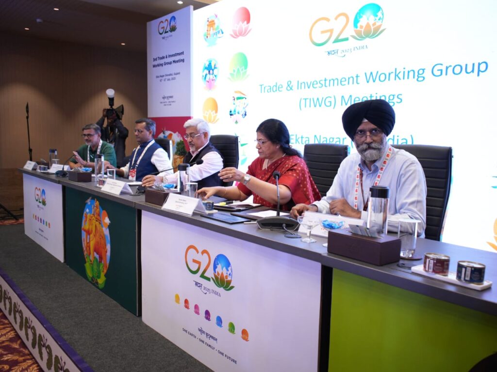 Shri Sunil Barthwal, Secretary, Department of Commerce, Ministry of ...